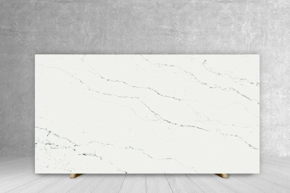 AQ BIANCO MACAUBA QUARTZ POLISHED SLAB 3/4 126 x 63 – Tilehouz