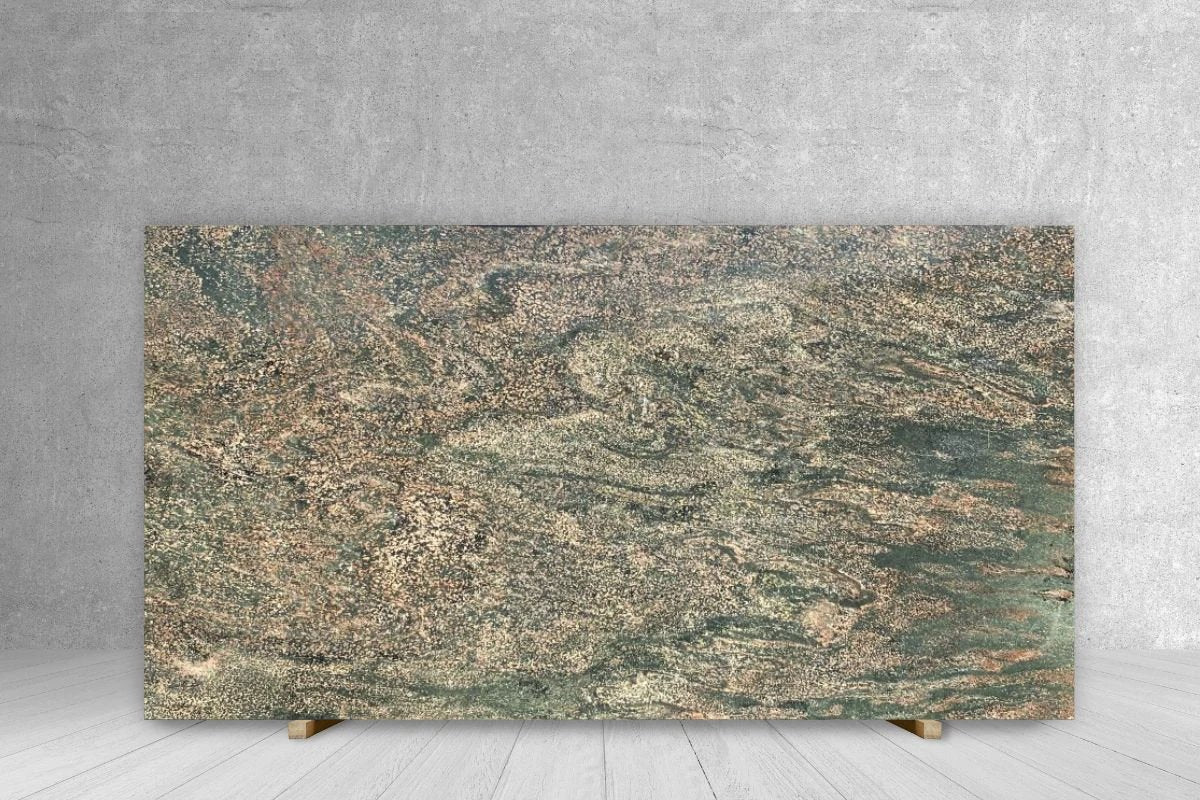 GRANITE NEW VERDE FUOCO POLISHED SLAB 3/4 91 x 64 – Tilehouz